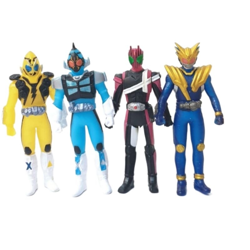 Jual mainan Kamen rider set action figure baja hitam | Shopee Indonesia