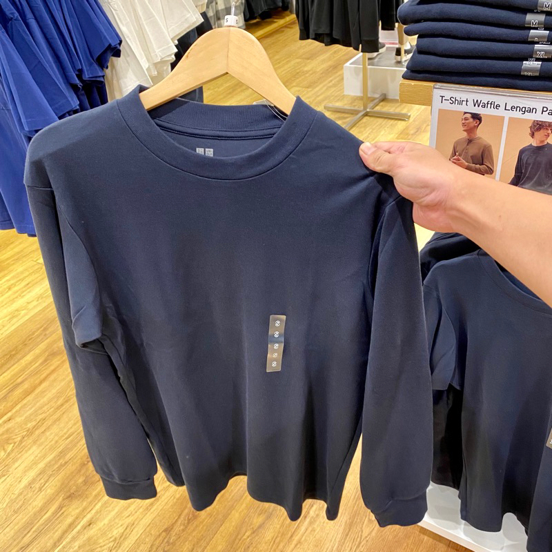 Jual Jastip. Kaos Panjang Uniqlo (MAN) | Shopee Indonesia