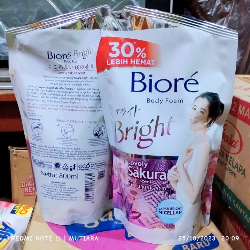 Jual BIORE BRIGHT SAKURA 800ML HYALURONIC ACID | Shopee Indonesia