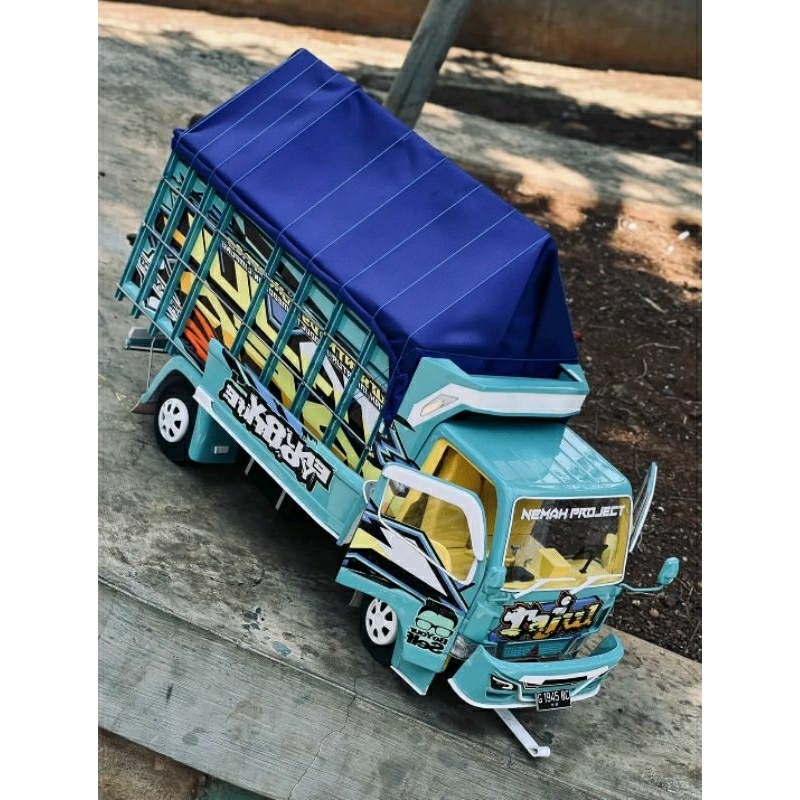 Jual miniatur truk oleng oleng karet truk oleng kayu | Shopee Indonesia