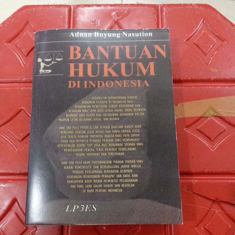 Jual bantuan hukum di Indonesia adnan buyung nasution | Shopee Indonesia