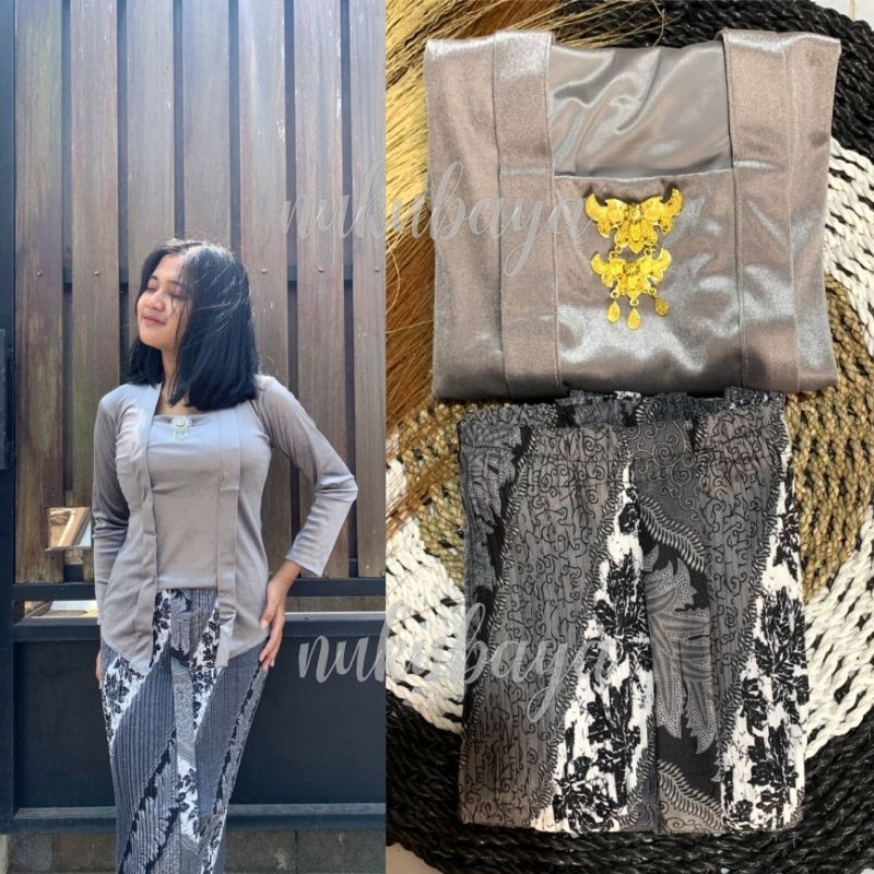 Jual [1 Set] Kebaya Bludru Kutubaru Silver + Rok Plisket (Model Icha ...