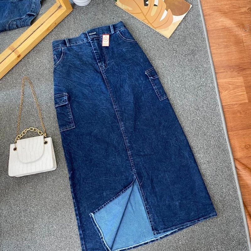 Jual ABBY ROK CARGO JEANS | Shopee Indonesia