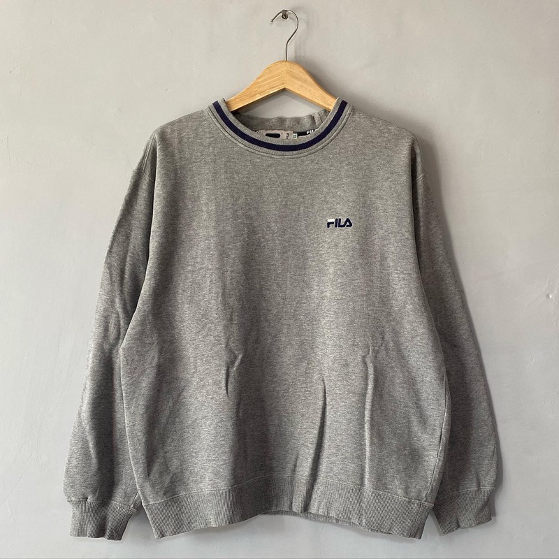 Jual CREWNECK FILA SMALL LOGO | Shopee Indonesia