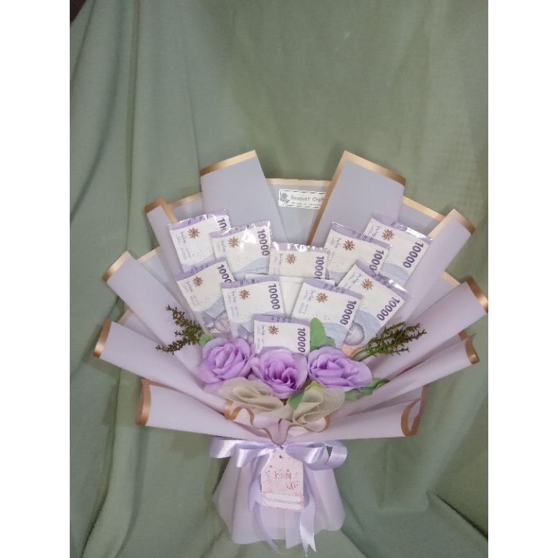 Jual Buket uang 10 lembar/ buket wisuda/ buket ulangtahun | Shopee ...