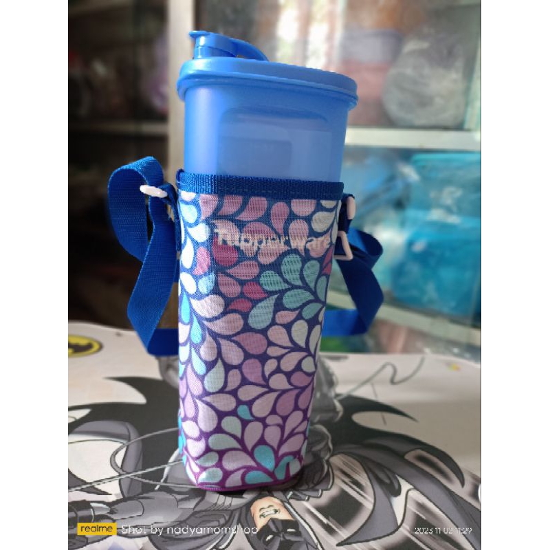 Jual Botol slim Line dengan tas Tupperware | botol minum 2 liter ...