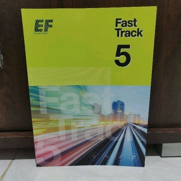 Jual EF FAST TRACK 5 THIRD EDITION | Shopee Indonesia