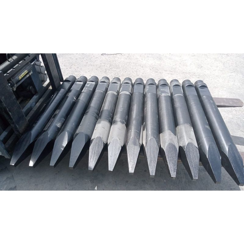 Jual Chisel SB81 DYB 800 Diameter 140mm Panjang 130cm Hydraulic Breaker ...