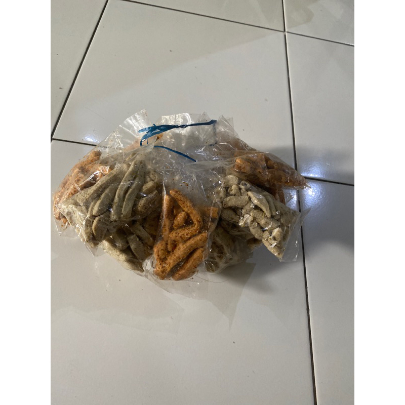 Jual camilan basreng pedas dan asin | Shopee Indonesia