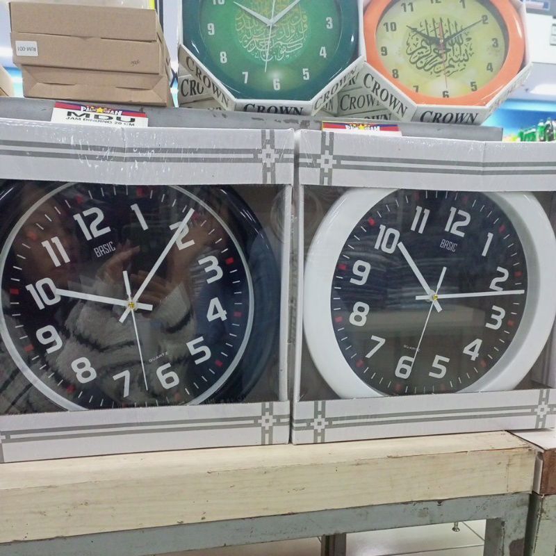 Jual jam dinding basic | Shopee Indonesia