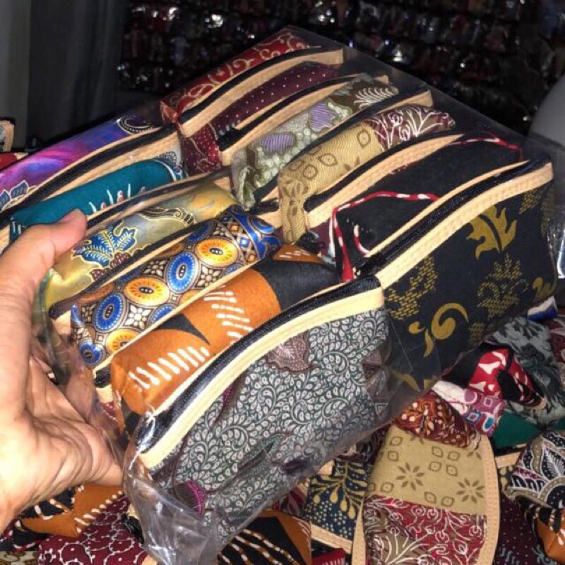 Jual SOUVENIR DOMPET BATIK KOTAK (11cm x 8cm) (1kg 100pcs) | Shopee Indonesia