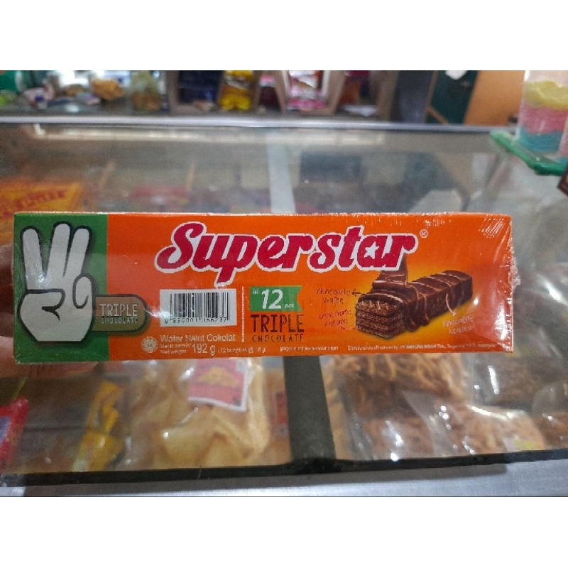Jual Superstar Wafer Coklat | 1 Box isi 12 pcs | Shopee Indonesia