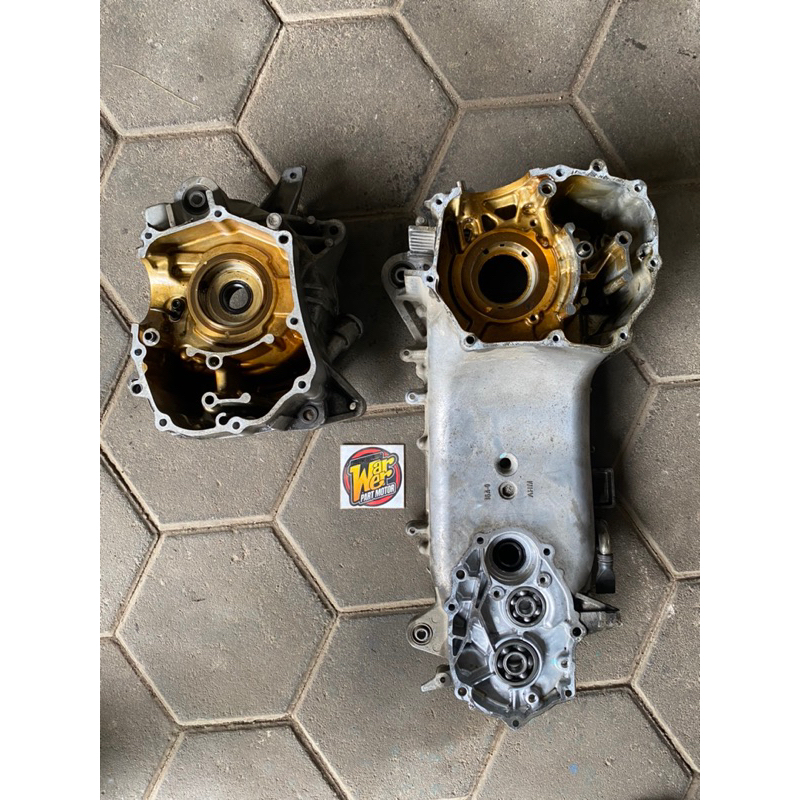 Jual CRANKCASE BLOK KALTER TENGAH KANAN KIRI NOMER MESIN GENIO BAET ...
