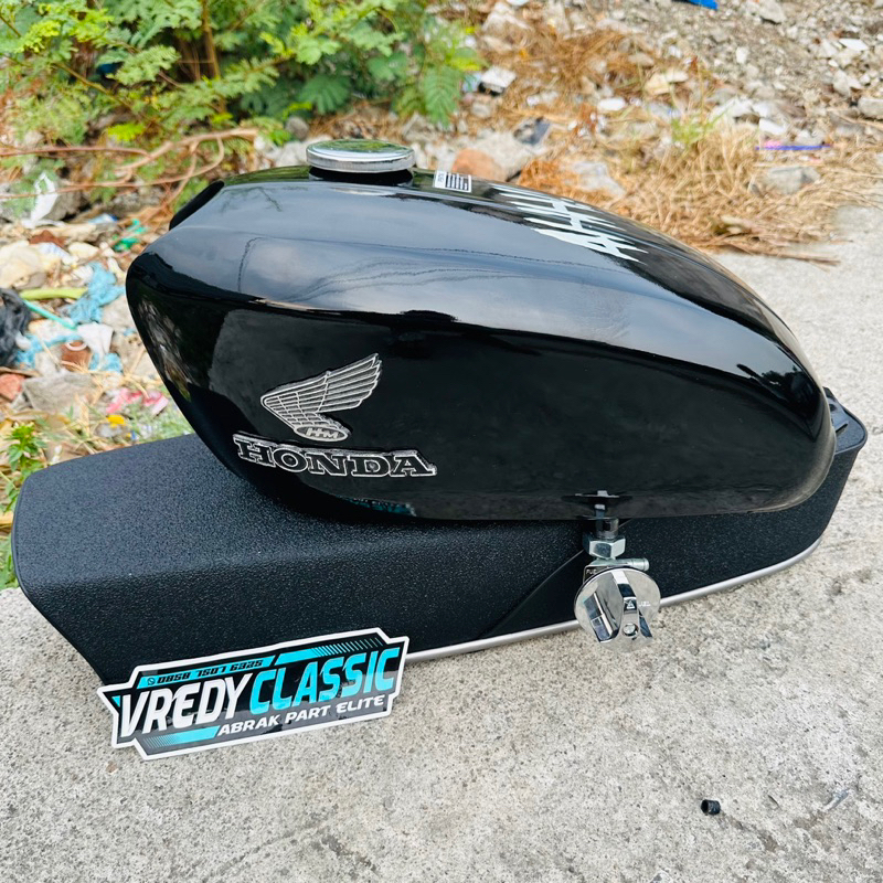 Jual tengki cb100 cb125 HITAM AHH tengki cb set tutup set jok set kran ...