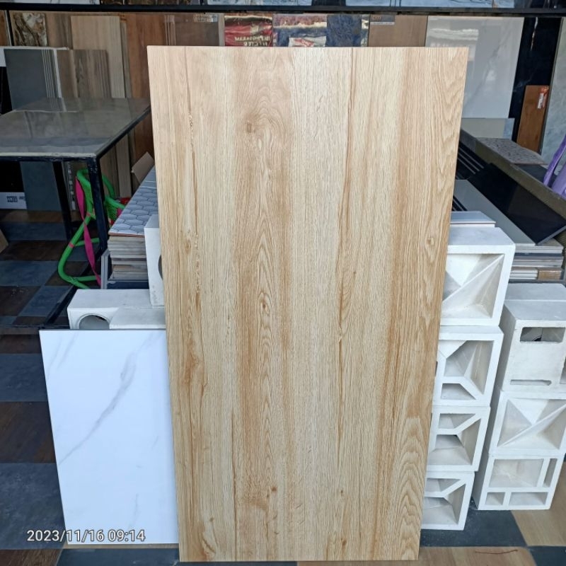 Jual GRANIT EGRESS 60X120 motif kayu muda WD 60101 | Shopee Indonesia