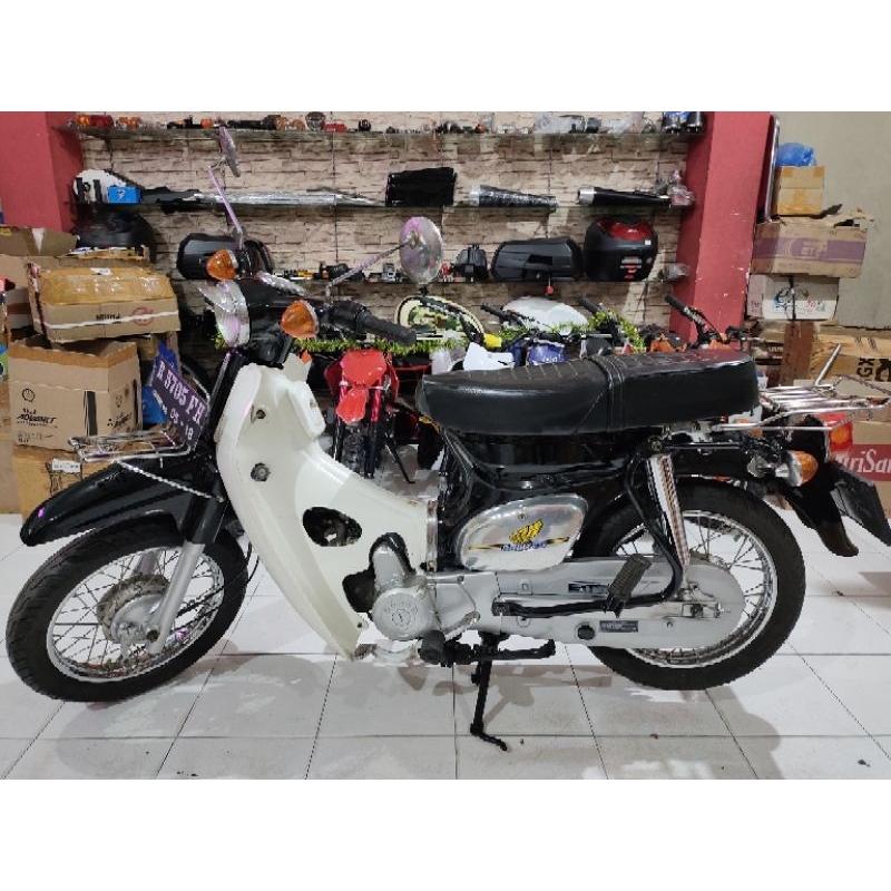 Jual Sepeda Motor Honda C70 Klasik mesin Grand Ban + Velg Ring 14 | Shopee Indonesia