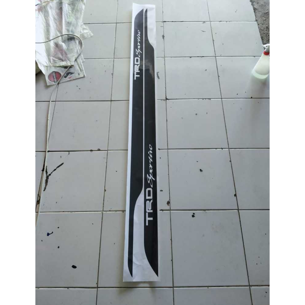 Jual cutting sticker trd sportivo mobil toyota striping variasi mobil ...