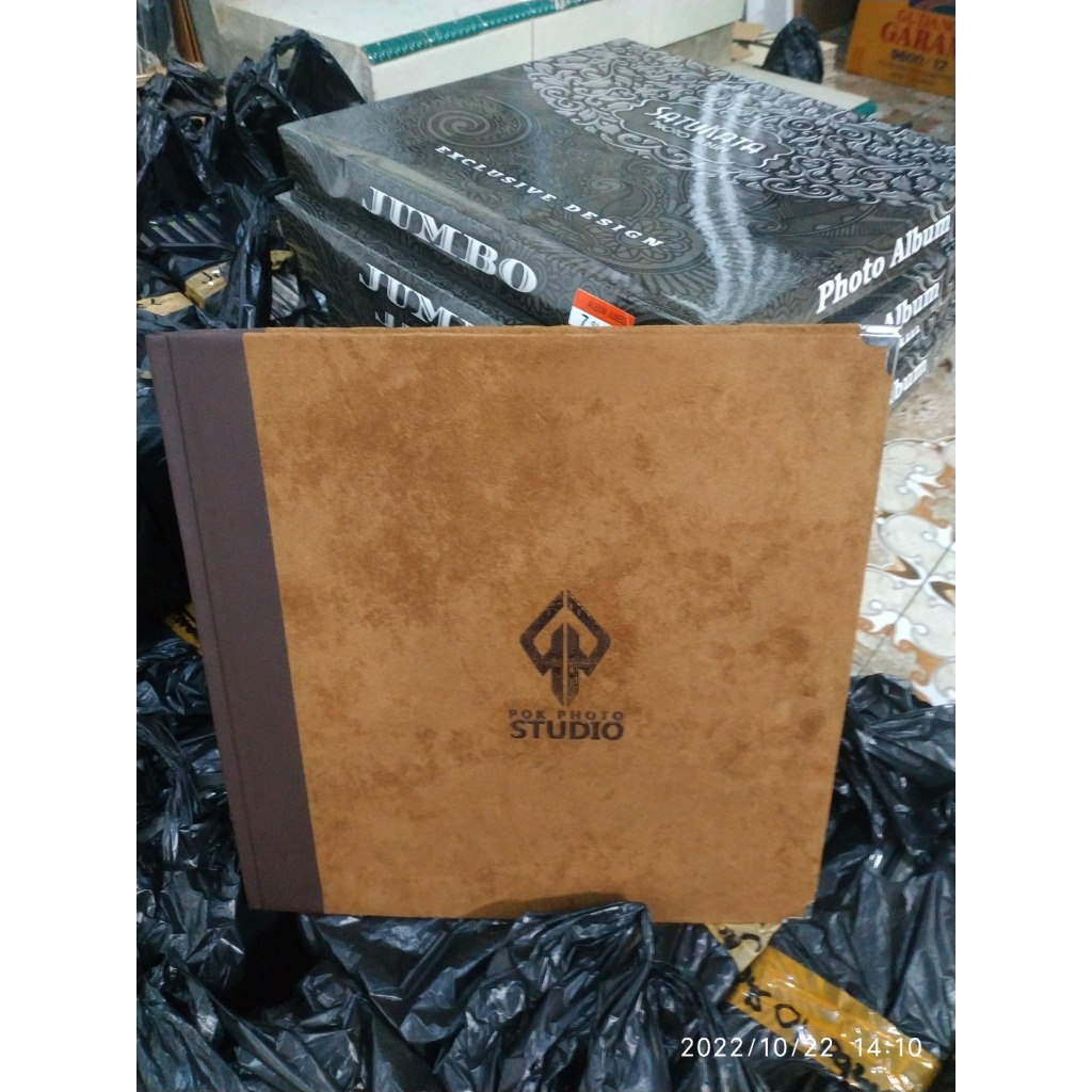 Jual (FREE GRAFIR) album SUEDE COKLAT TUA kombinasi kulit 10 sheet ...