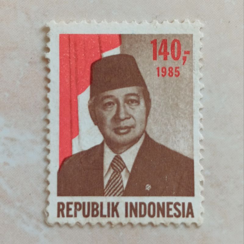 Jual (AD) Perangko Indonesia 1985 Presiden Soeharto (1/2) 140 rupiah ...