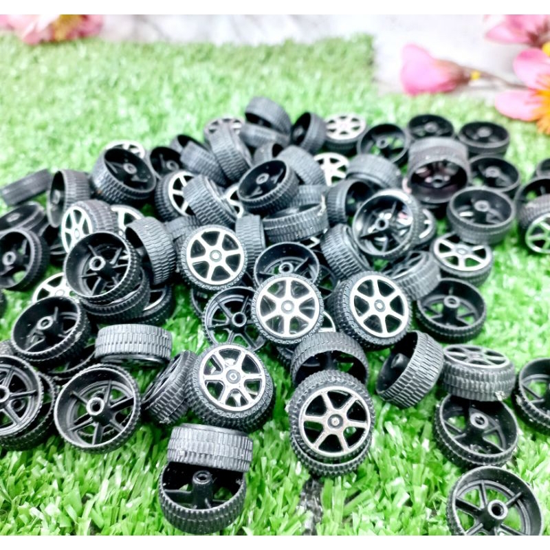 Jual Roda Mobil Mainan Plastik Isi 50pcs Uk 1,4cm | Shopee Indonesia