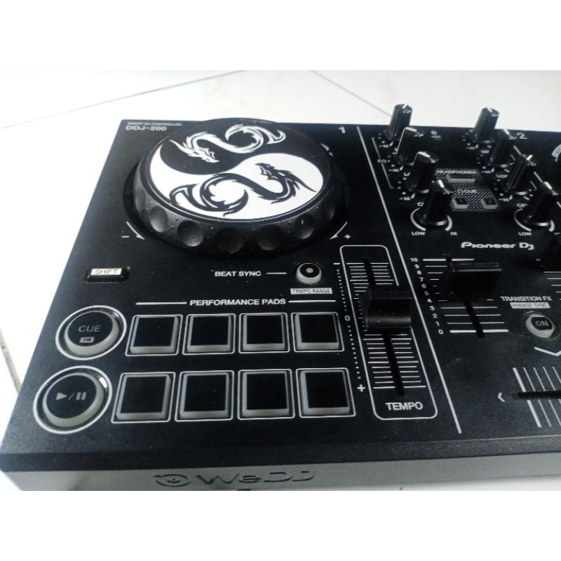 Jual PIONEER DDJ 200 DENGAN GARSKIN DI JOGWHEEL DDJ200 DJ CONTROLLER ...
