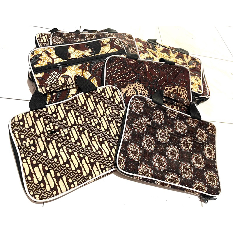 Jual Tas laptop batik 10 inch (ukuran tas 30x22,5cm) motif dikirim ...