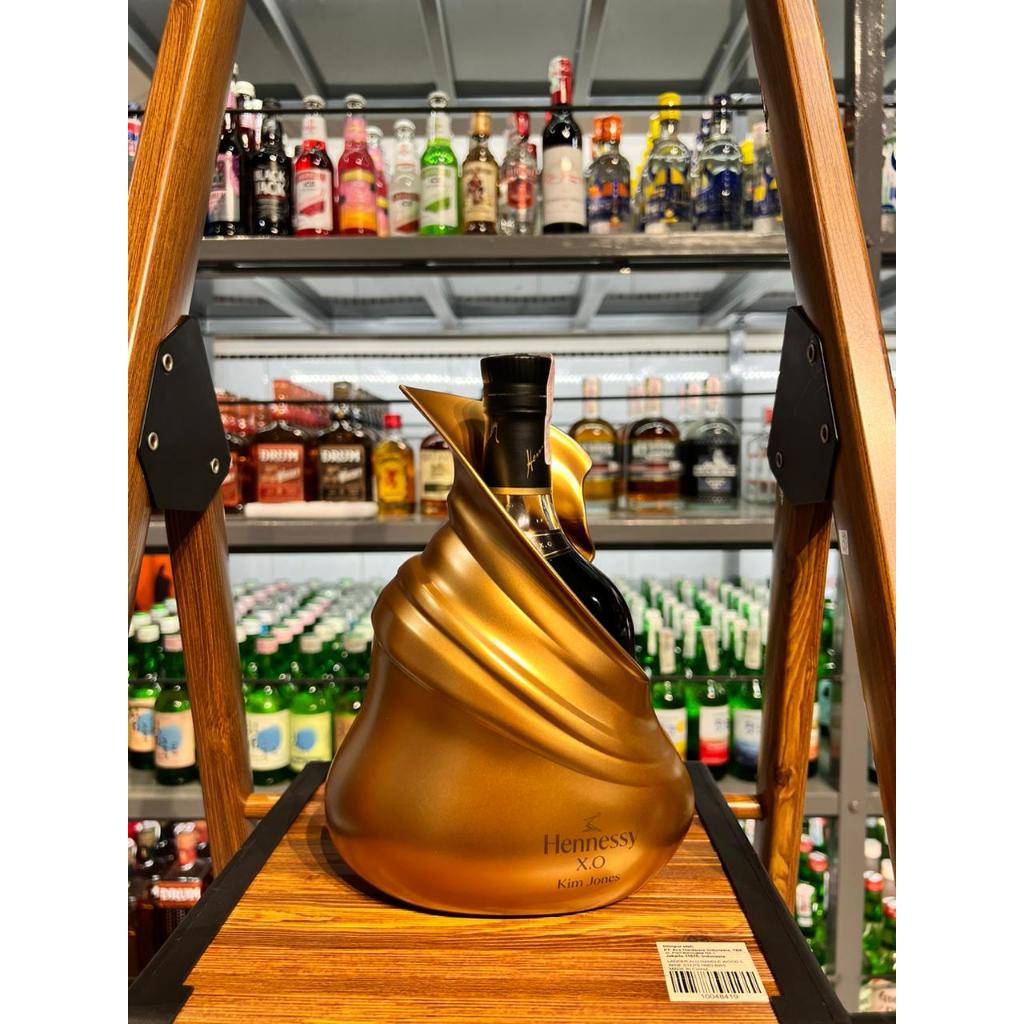 Jual HENNESSY XO KIM JONES LIMITED EDITION COGNAC 700 ML | Shopee Indonesia