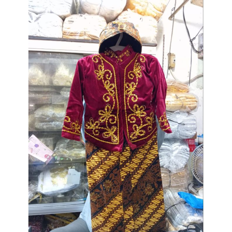 Jual Baju Adat Jawa & Blangkon Anak TK // Baju Beludru Adat Jawa ... Jual Baju Adat Jawa & Blangkon Anak TK // Baju Beludru Adat Jawa ...