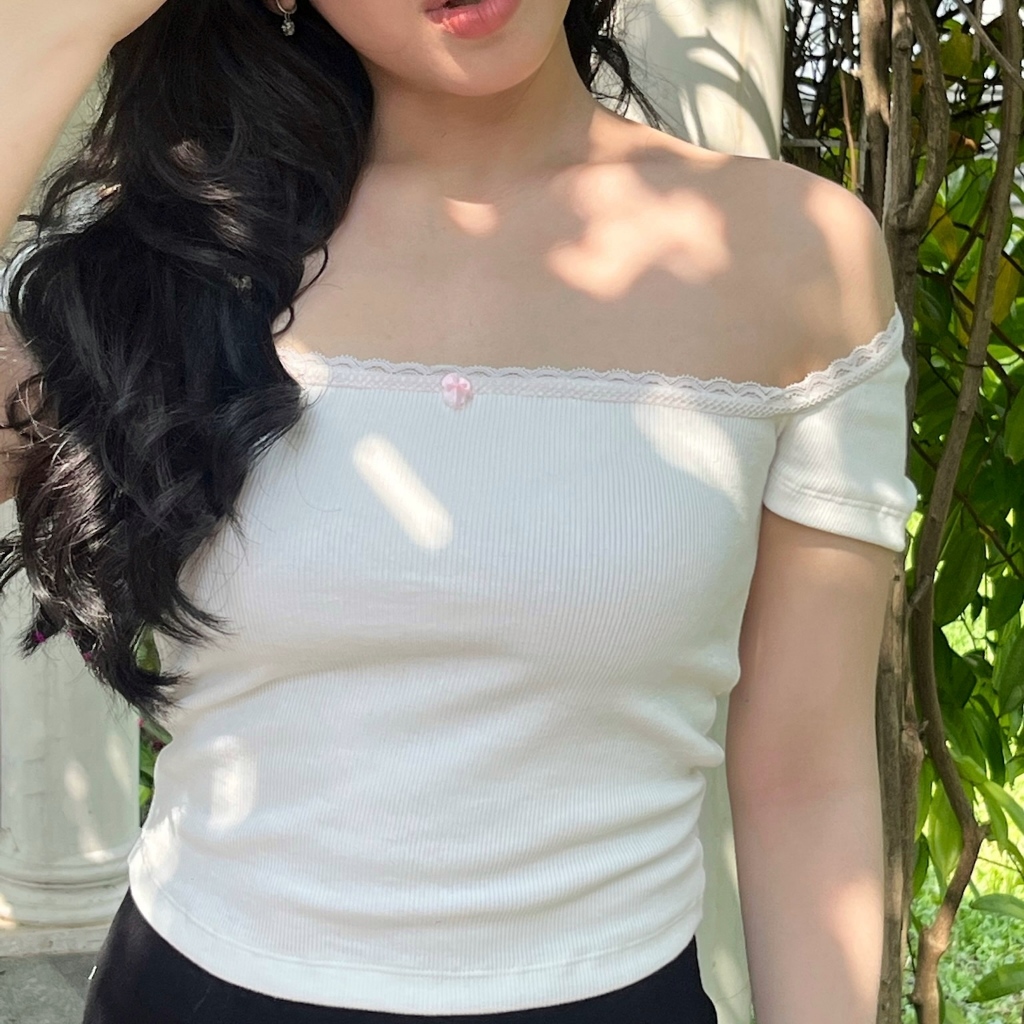 Jual Daphne Top | Maudernchic x InshiraVieta | Shopee Indonesia