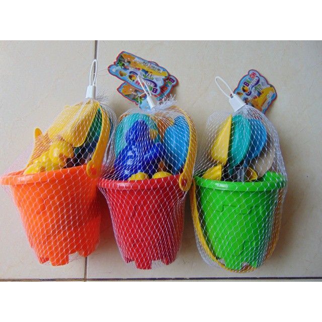 Jual oct 7600 mainan anak mainan pasir pantai cetakan ember plastik ...
