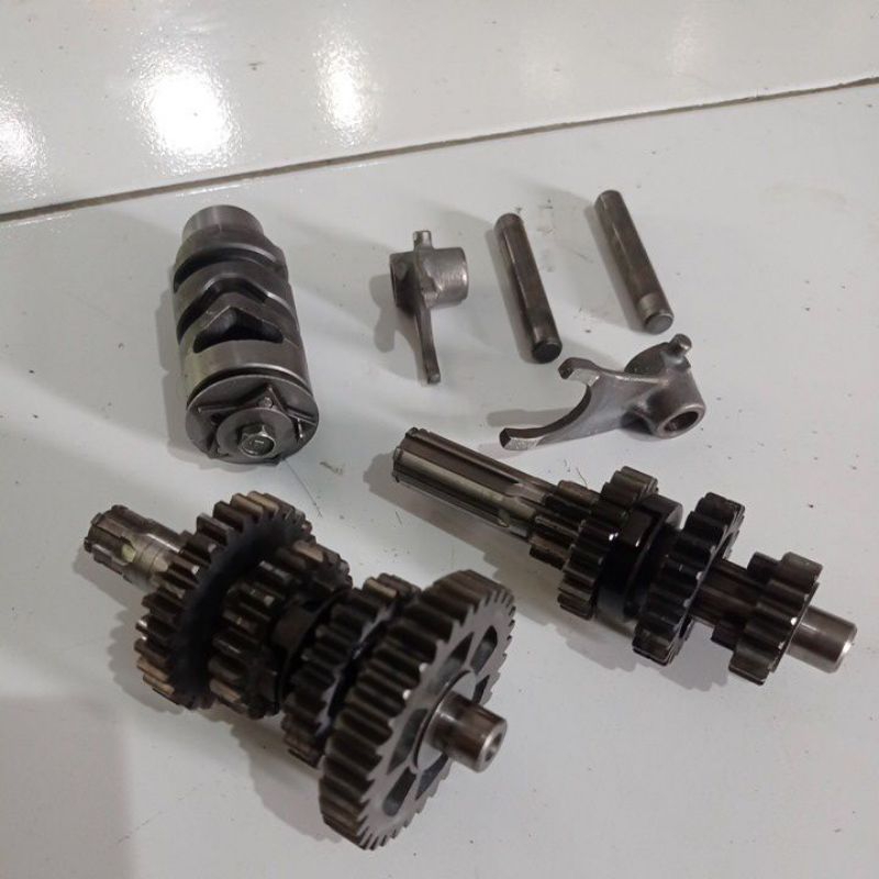 Jual GEARBOX RASIO SUZUKI RC 80 RC 100 JET SERIES | Shopee Indonesia