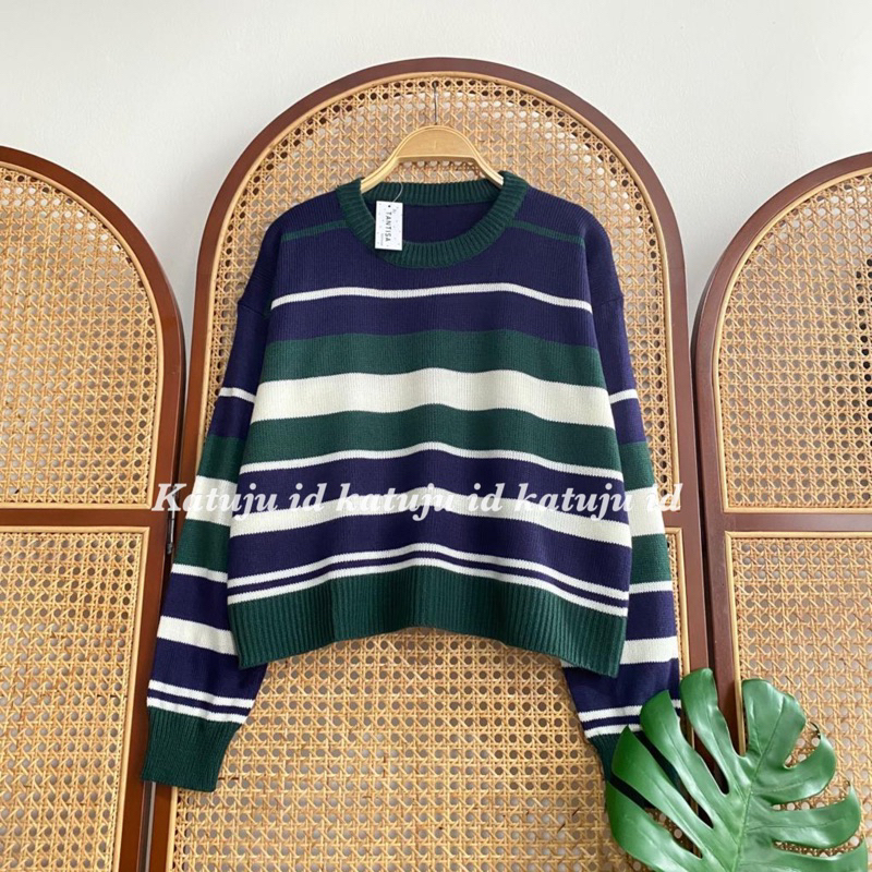 Jual Sweater Rajut Crop Motif Garis NICOLE | Shopee Indonesia