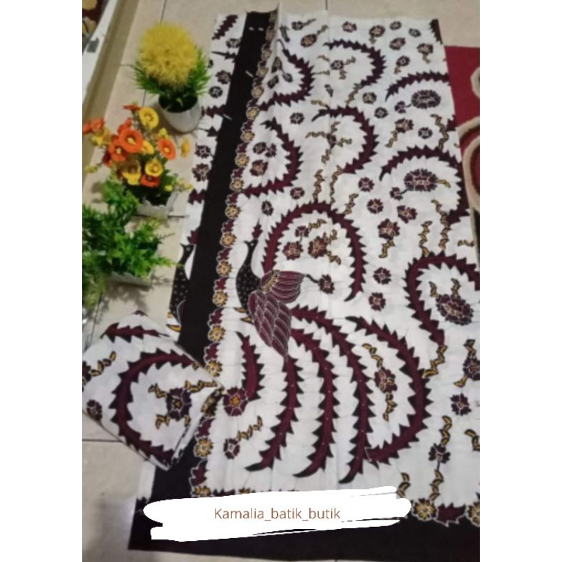 Jual Kain Batik Khas Brebes Motif Merak | Shopee Indonesia