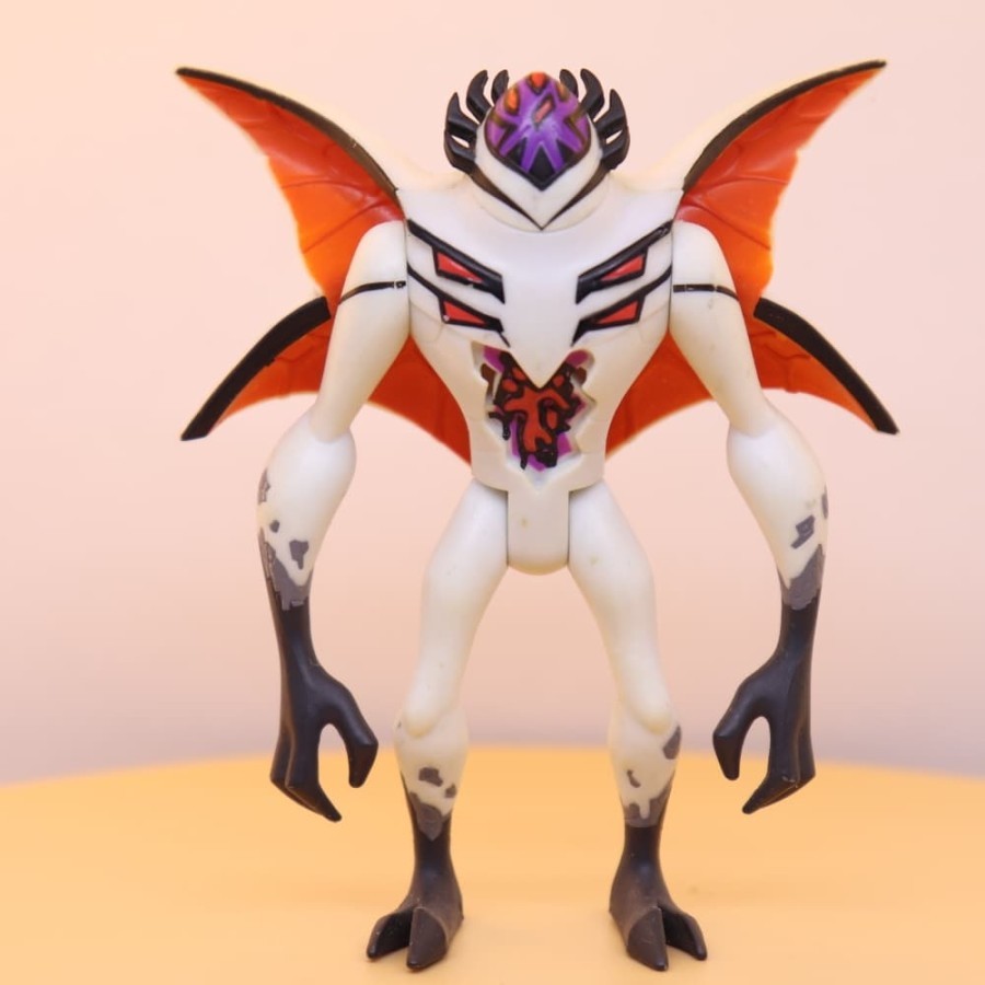 Jual BANDAI : Ben 10 Ten Tennyson Alien Force Highbreed figure | Shopee ...