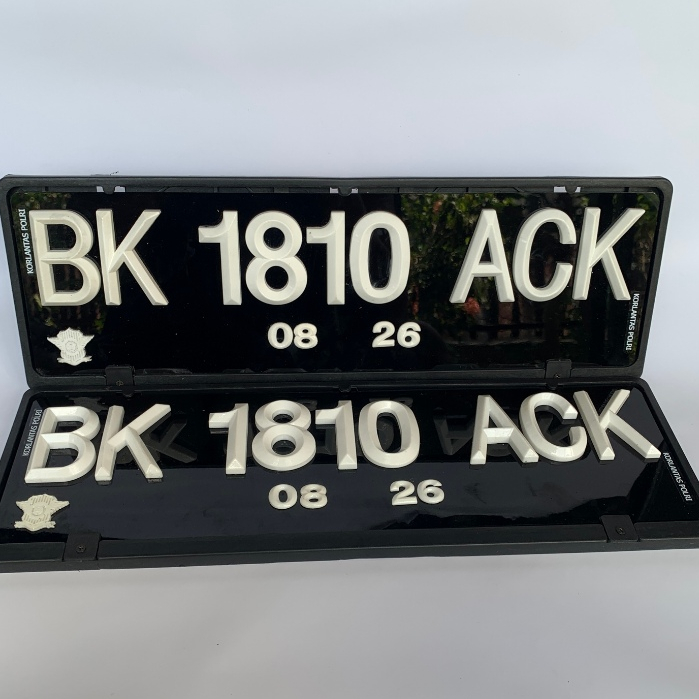 Jual Plat Nomor Mobil Timbul Mewah PUTIH Lancip Segi 5 Piramid Free Cover | Shopee Indonesia