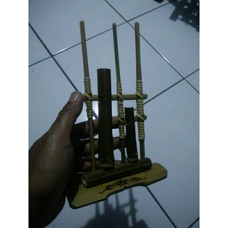 Jual ANGKLUNG DUDUK DUDUKAN MINI MINIATUR BAMBU HITAM | Shopee Indonesia