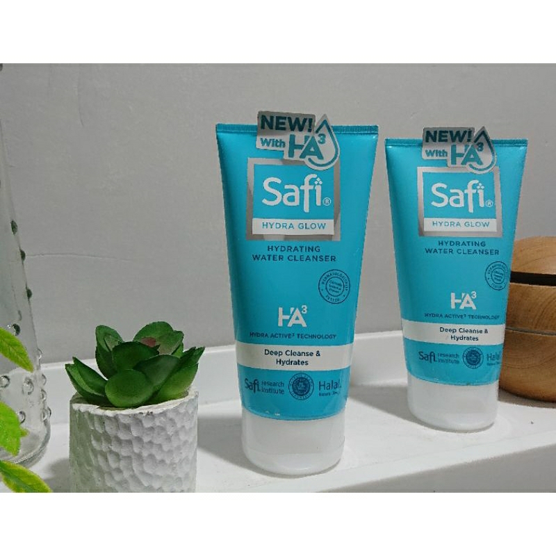 Jual SaFi Facial Wash Hydra Glow | Shopee Indonesia