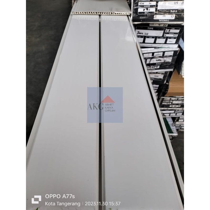 Jual Plafon PVC putih glossy nat silver / Plavon PVC genius ketebalan ...