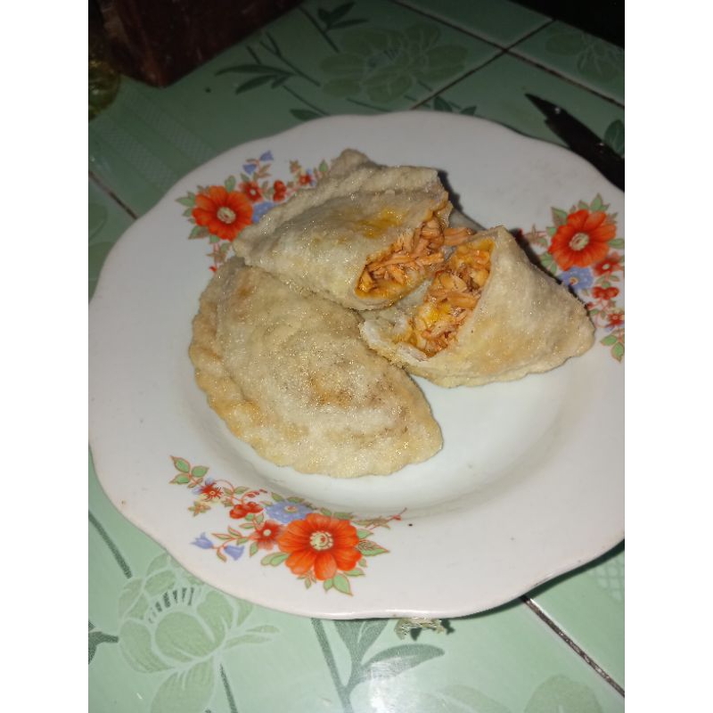 Jual Cireng Isi Ayam Suir/Usus/Jando/Bakso/Keju by anyfood | Shopee ...