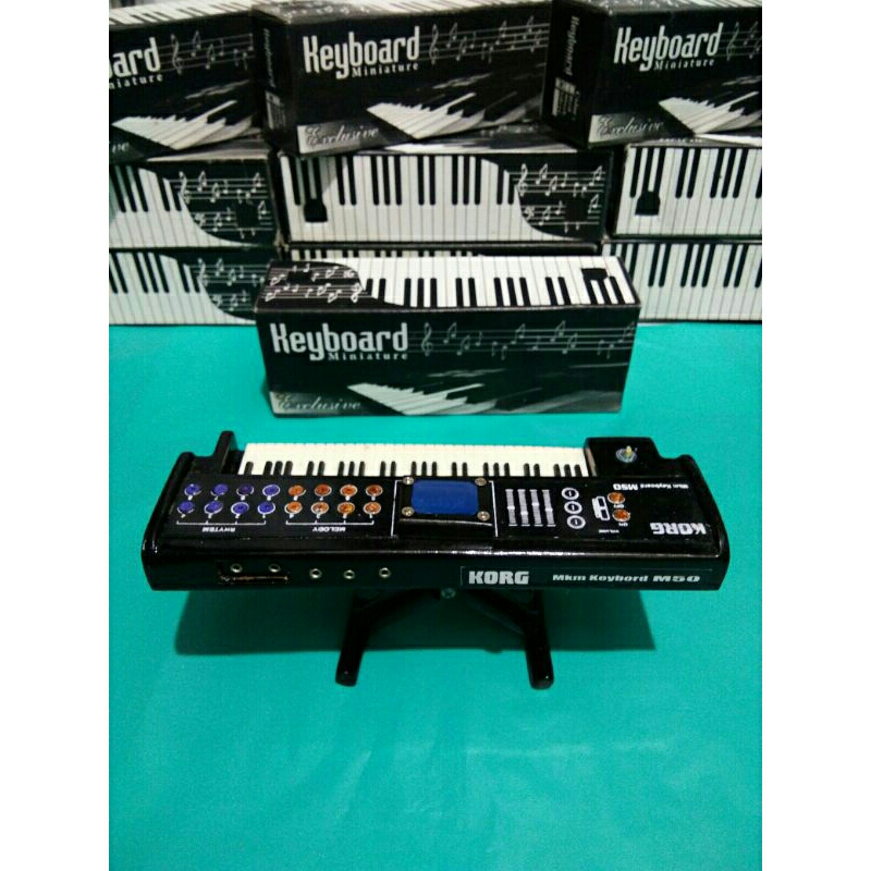 Jual MINIATUR KEYBOARD KORG STAND RESIN | Shopee Indonesia