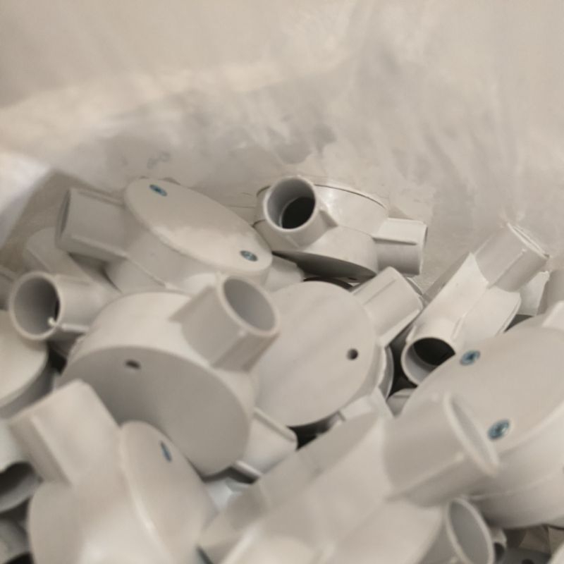 Jual Tee dus tdus TeeDoes Tee Does Cabang 3 sisi pipa conduit 20mm ...