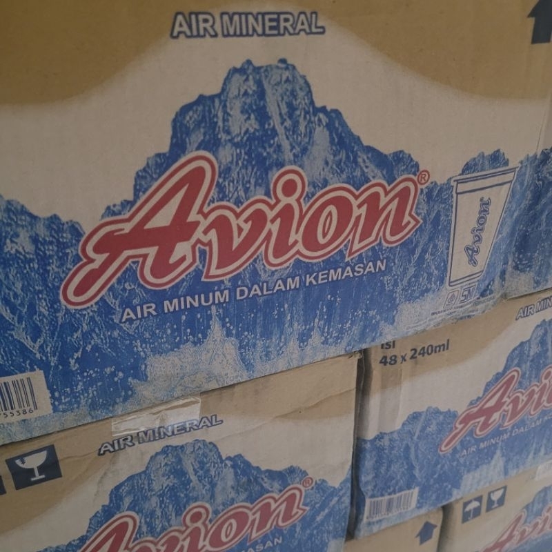 Jual Air Mineral Avion Cup 1Ds isi 48 Cup | Shopee Indonesia