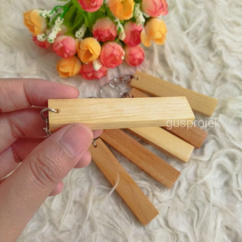 Jual Gantungan Kunci Kayu Unik Pinus Souvenir Keychain Aesthetic ...