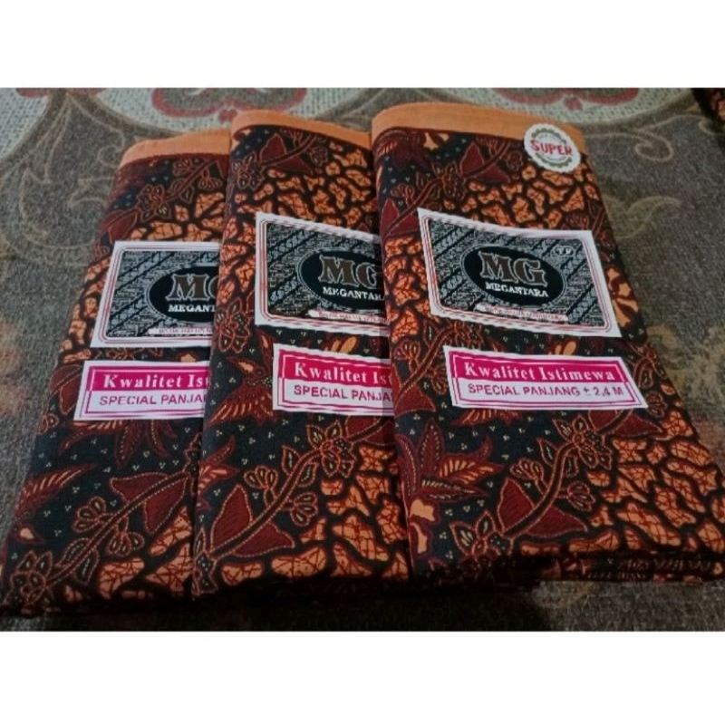 Jual kain panjang MENGGALA MANDALA/kain jarik/kain gendong Menggala MANDALA motif random ...