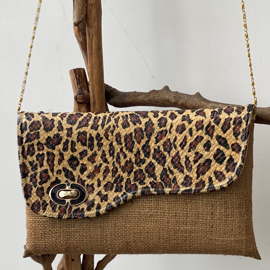 Jual Leopard Lovers / Totool Lovers - Clutch Bag Decoupage | Shopee ...