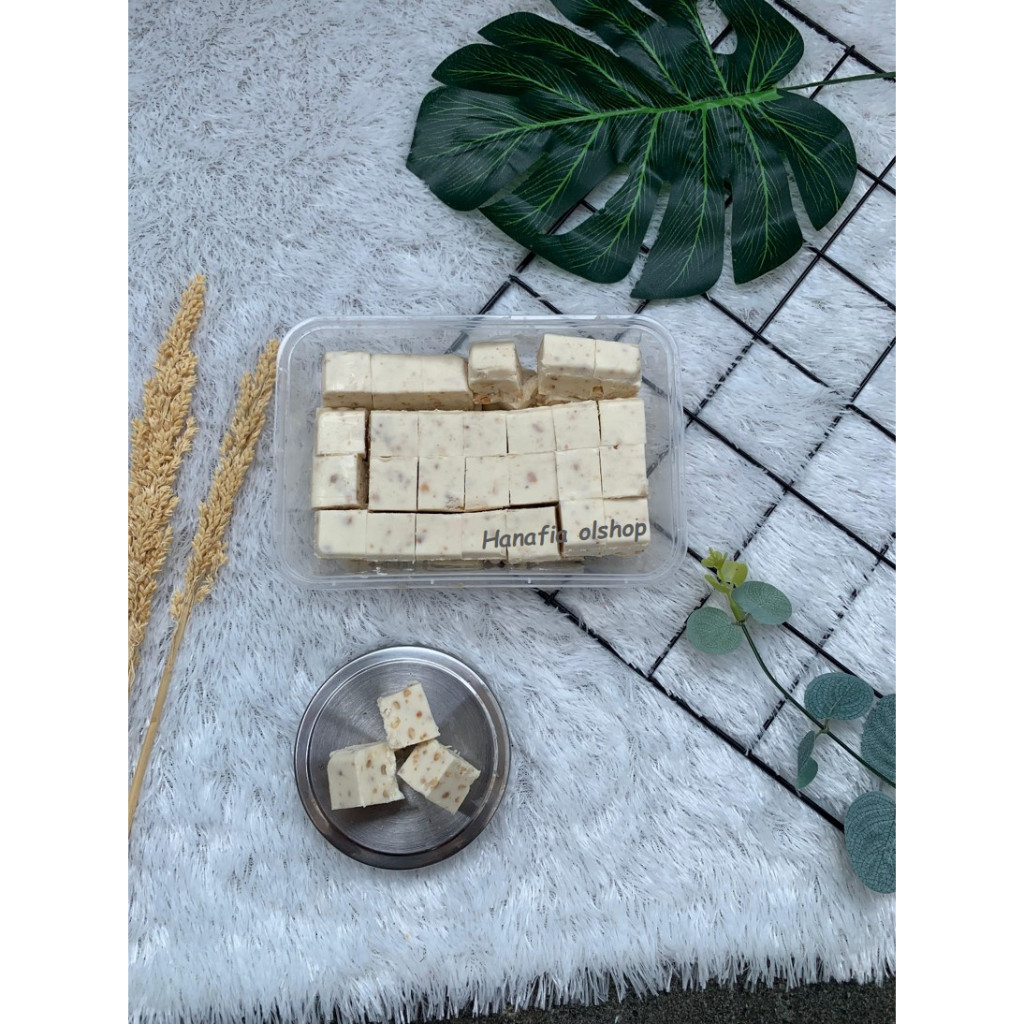 Jual COKLAT FULL LEBURAN SILVERQUEEN 500GR PATAHAN ISIAN METE COKELAT ... Jual COKLAT FULL LEBURAN SILVERQUEEN 500GR PATAHAN ISIAN METE COKELAT ...