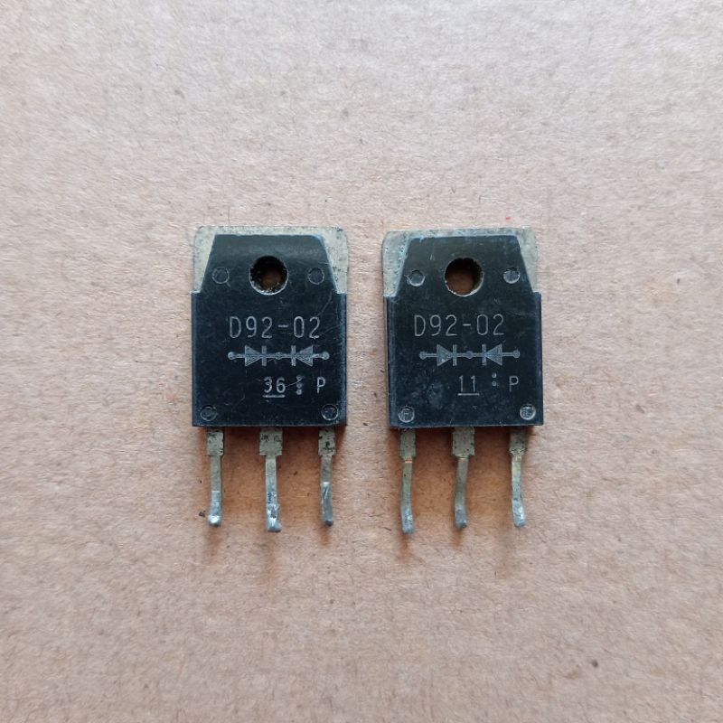 Jual DIODE D92-02 DIODE D 92 02 20A 220V | Shopee Indonesia