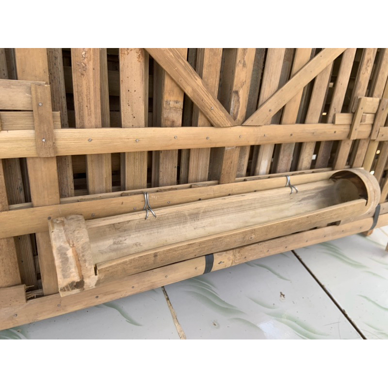 Jual bambu tempat pakan ayam | Shopee Indonesia