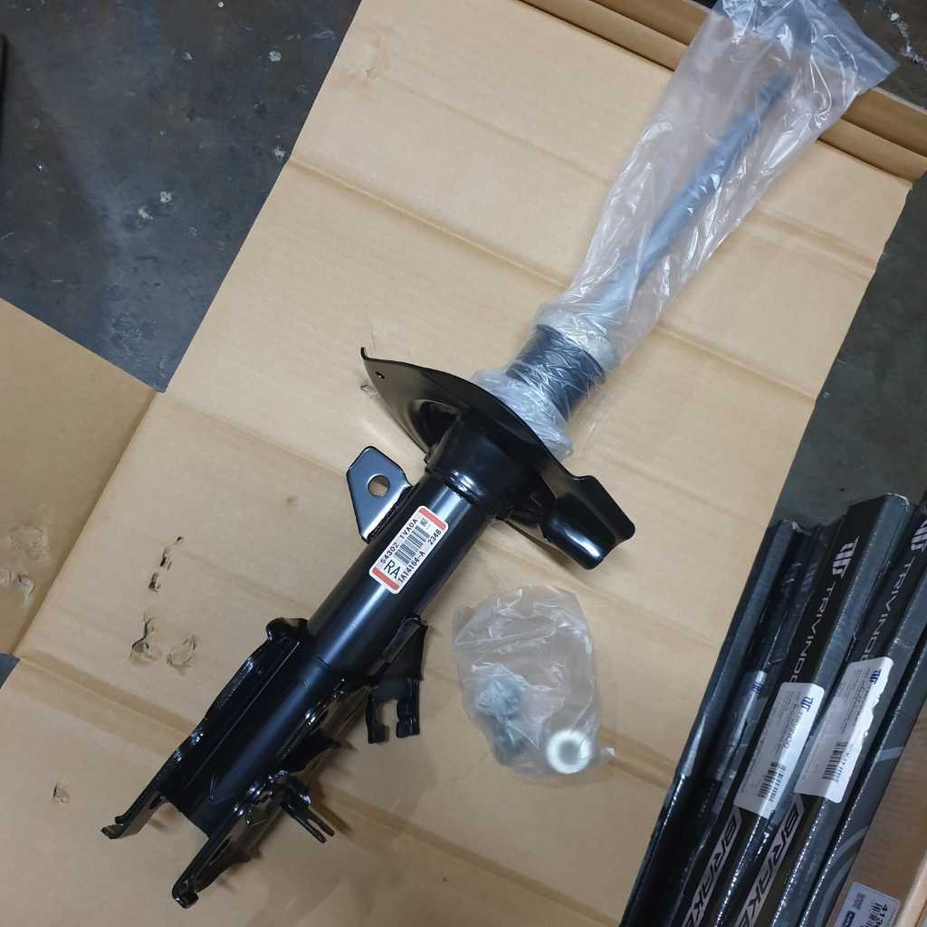 Jual SHOCKBREAKER DEPAN NISSAN SERENA C26 E4302-1VA0A E4303-1VA0A ...