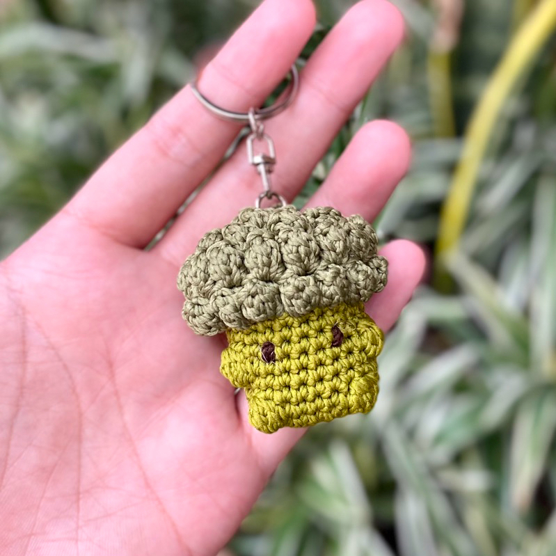 Jual Souvenir Gantungan Kunci Brokoli Rajut Amigurumi Broccoli Keychain ...